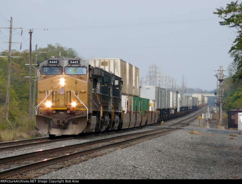 UP power leads the 211 at 4:03 p.m.